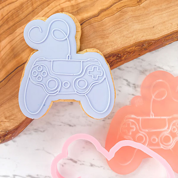 Outboss Amy Jane Stamp N Cut Game Controller – Bakers Boutique
