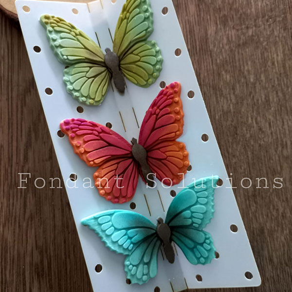 Fondant Solutions Butterfly Former Set – Bakers Boutique